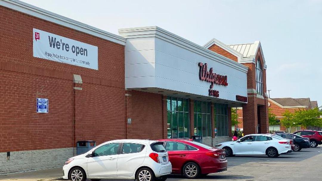 One year later: How a Walgreens reopened with help from the community ...