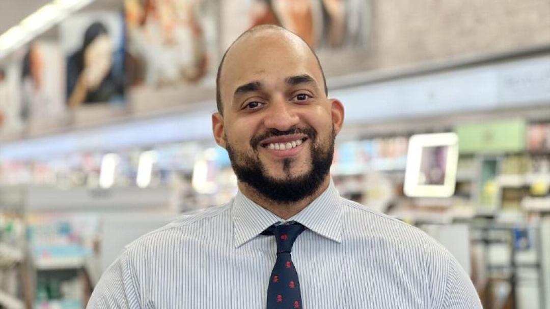 Hispanic Heritage Month: A Store Manager's Story | Walgreens Boots Alliance