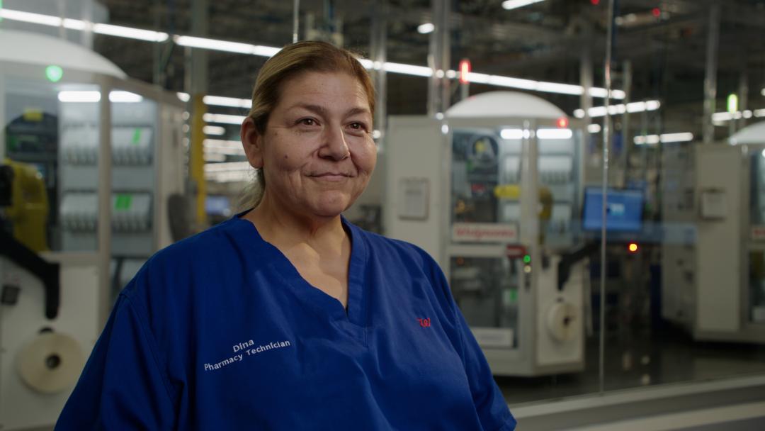 Pharmacy tech and admired mentor marks 30 years at Walgreens ...